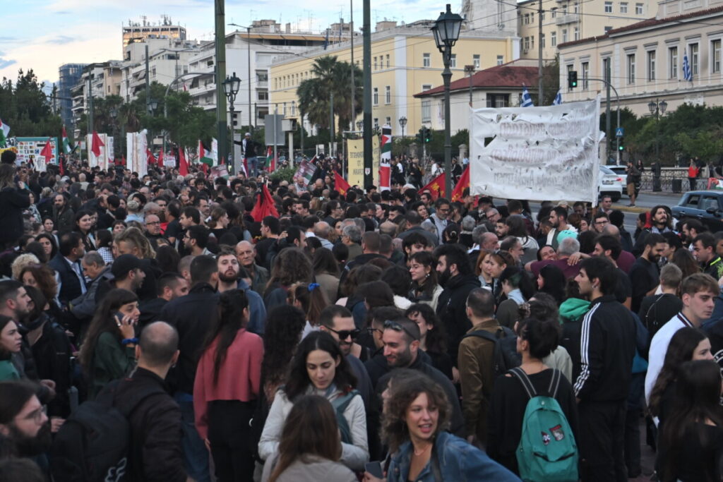 Live Blog - Global Sumud Flotilla / Όμηροι του Ισραήλ 27 Έλληνες - tvxs.gr