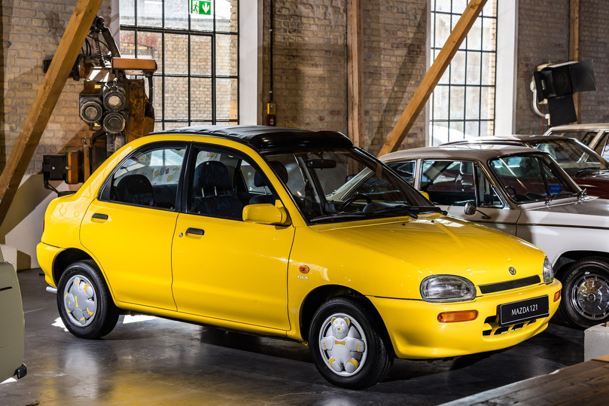 Mazda 121 "Goldy" / Θυμάστε το μικρό και παράξενα χαριτωμένο "αβγό ...