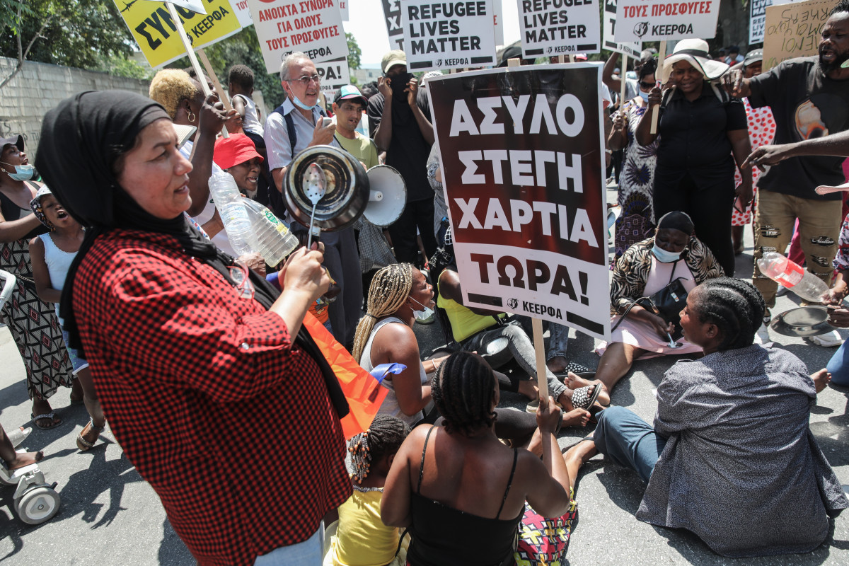 Λόης Λαμπριανίδης / Η εισαγωγή μεταναστών ως απάντηση στο δημογραφικό ...
