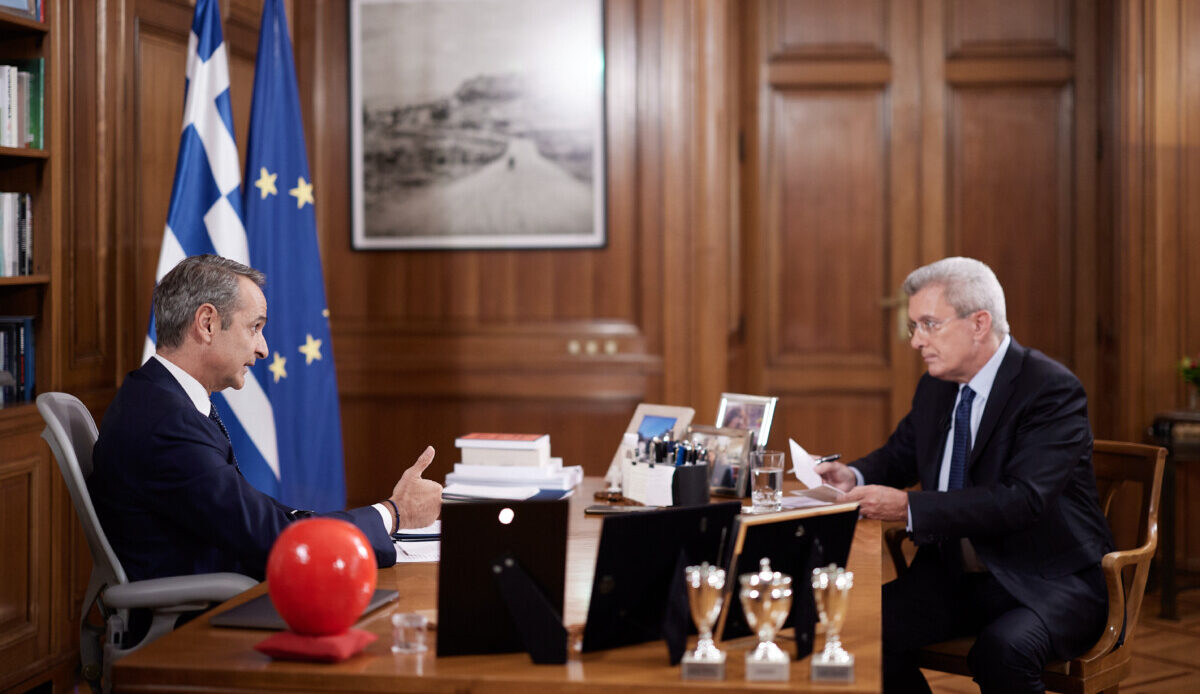 Η άποψή μας / Κύριε Μητσοτάκη δε λες «βαριά κουβέντα»; - tvxs.gr