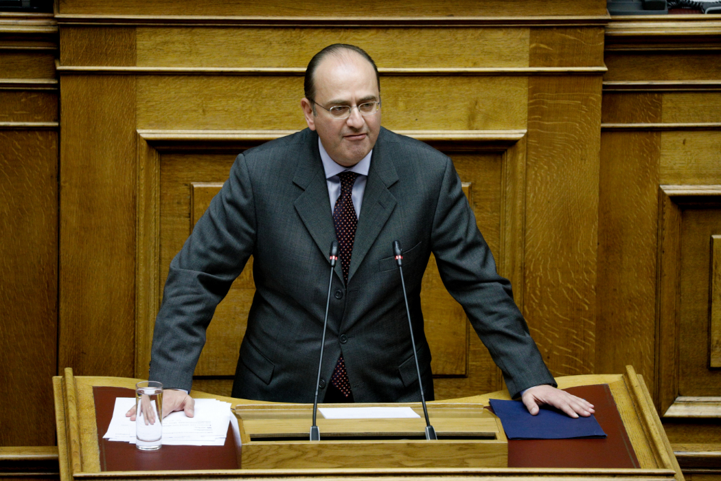 Μακάριος Λαζαρίδης: Έργο! - tvxs.gr