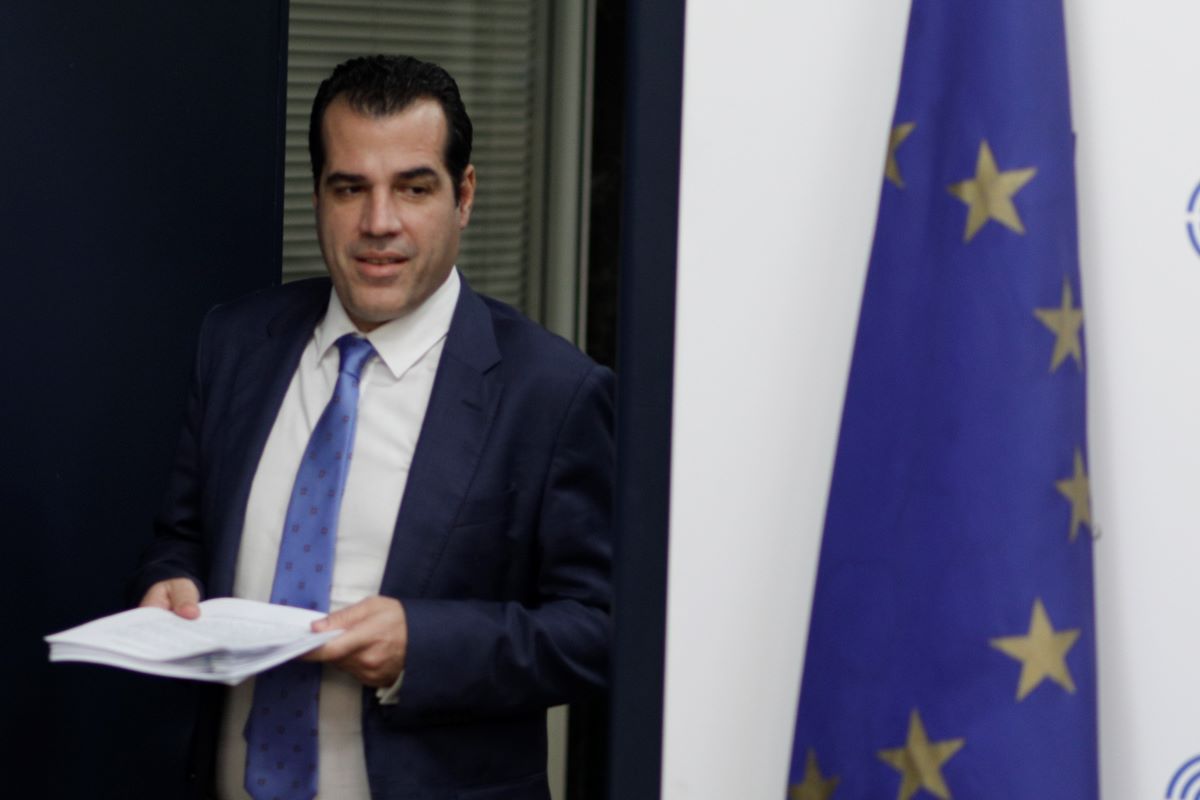 Πλεύρης: Δεν υπάρχει λόγος ανησυχίας από τις ελλείψεις φαρμάκων - tvxs.gr