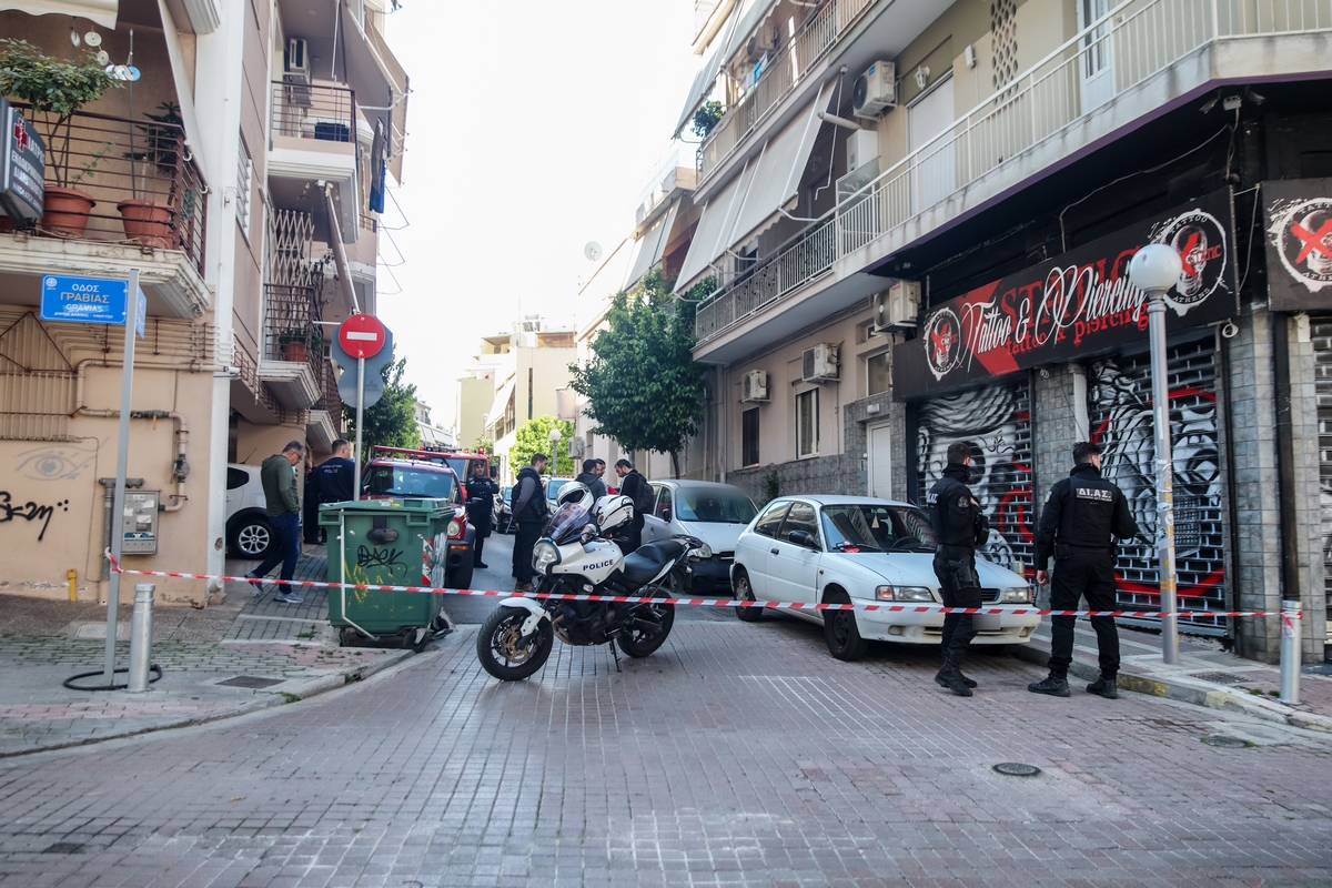 φυλακές Κορυδαλλού: ύποπτο σακίδιο έξω από σπίτι διευθύντριας - tvxs.gr